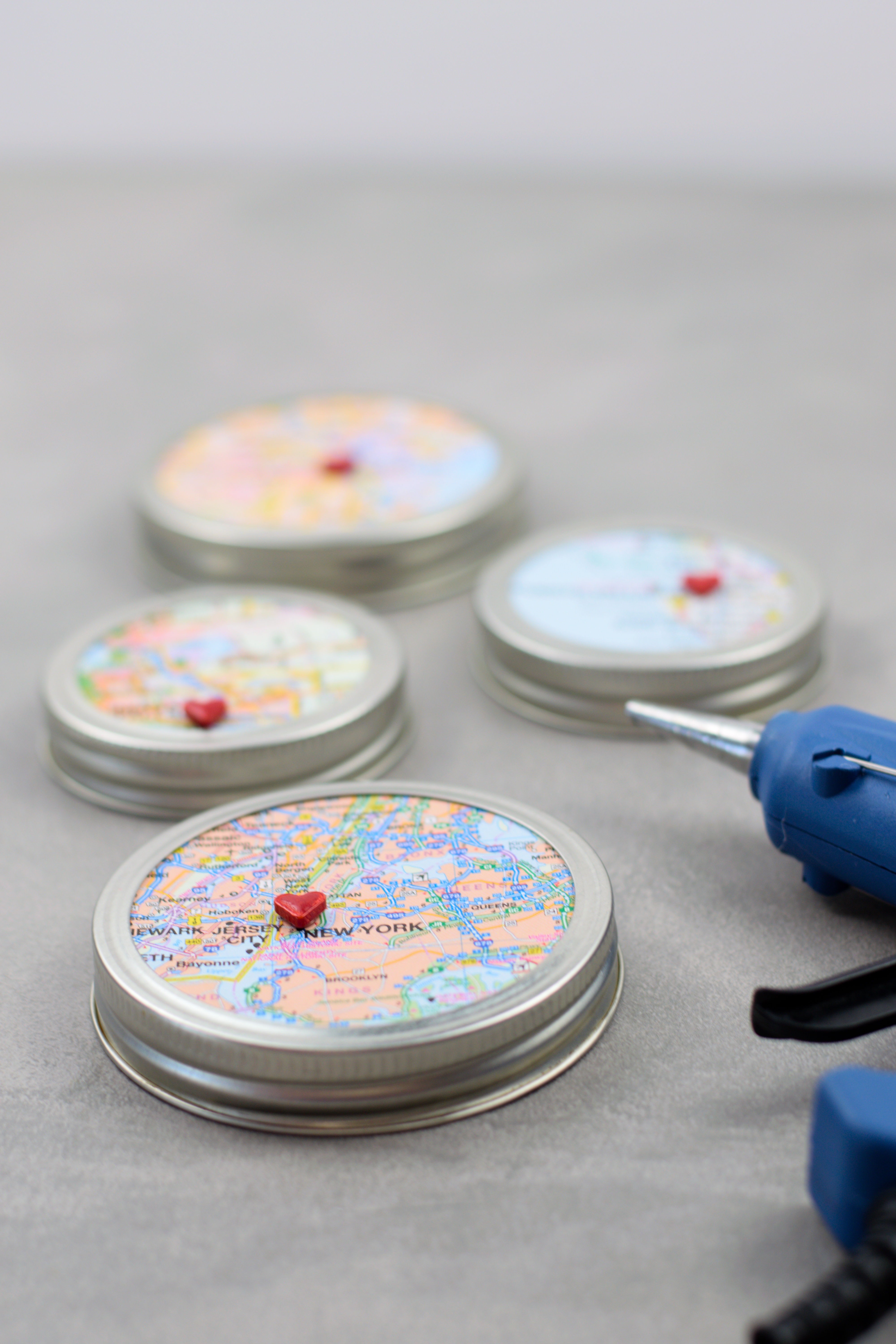 Easy DIY Map Ornament ⋆ Dollar Crafter