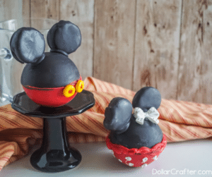 Peppermint Mickey Mouse and Minnie Hot Cocoa Bombs ⋆ Dollar Crafter