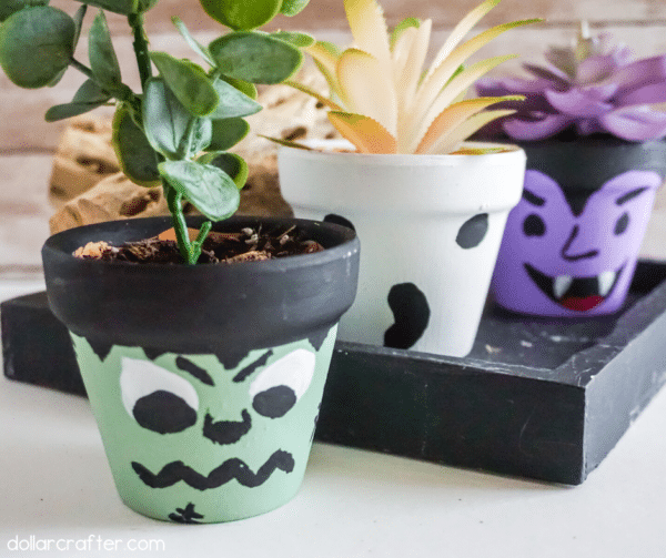 DIY Halloween Terracotta Flower Pots ⋆ Dollar Crafter